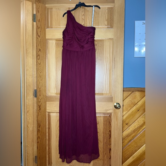 DB Studio | Dresses | Db Studio Bridesmaid Dress | Poshmark